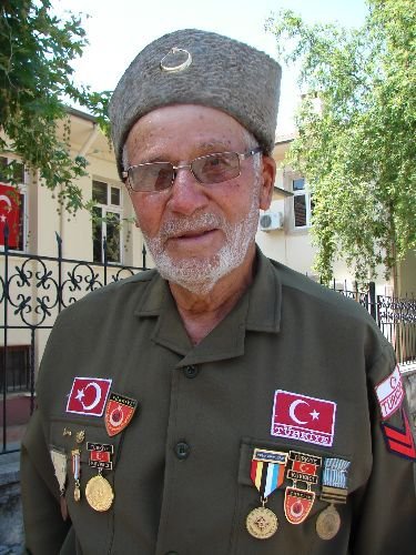 Gazi Mehmet Kara, Güney Kore Gezisi İçin Cumhurbaşkanı Gül'den Davet ...